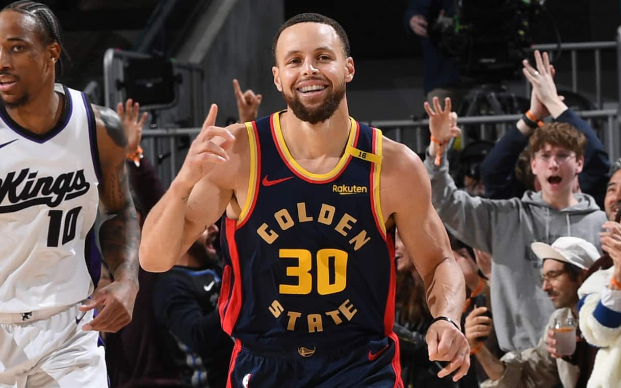 NBA, Steph Curry segna la tripla numero 4000 della carriera. VIDEO ...