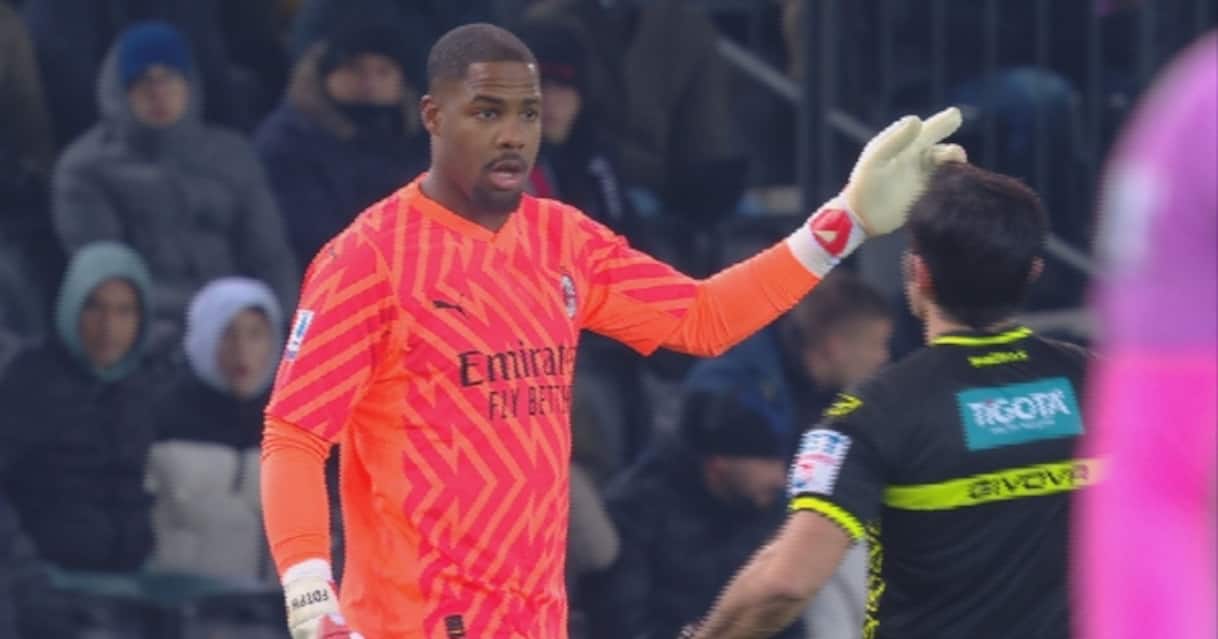Cori razzisti verso Maignan, Udinese-Milan sospesa 5 minuti | Sky Sport