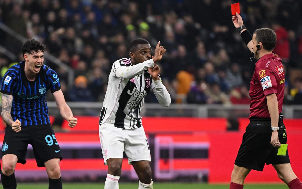 Ifab, le nuove regole: come cambia il calcio dal Var alle simulazioni ...