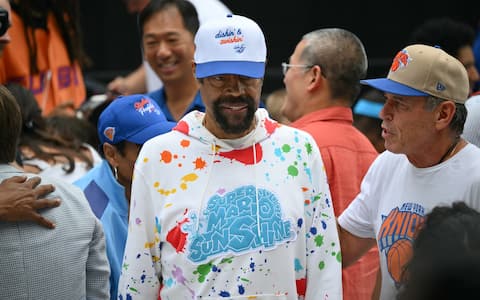 Knicks campioni NBA 2026, le foto della parata e della festa a New York ...