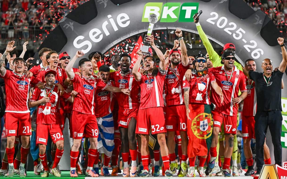 Monza-Catanzaro 0-2: video, gol e highlights della finale playoff di ...