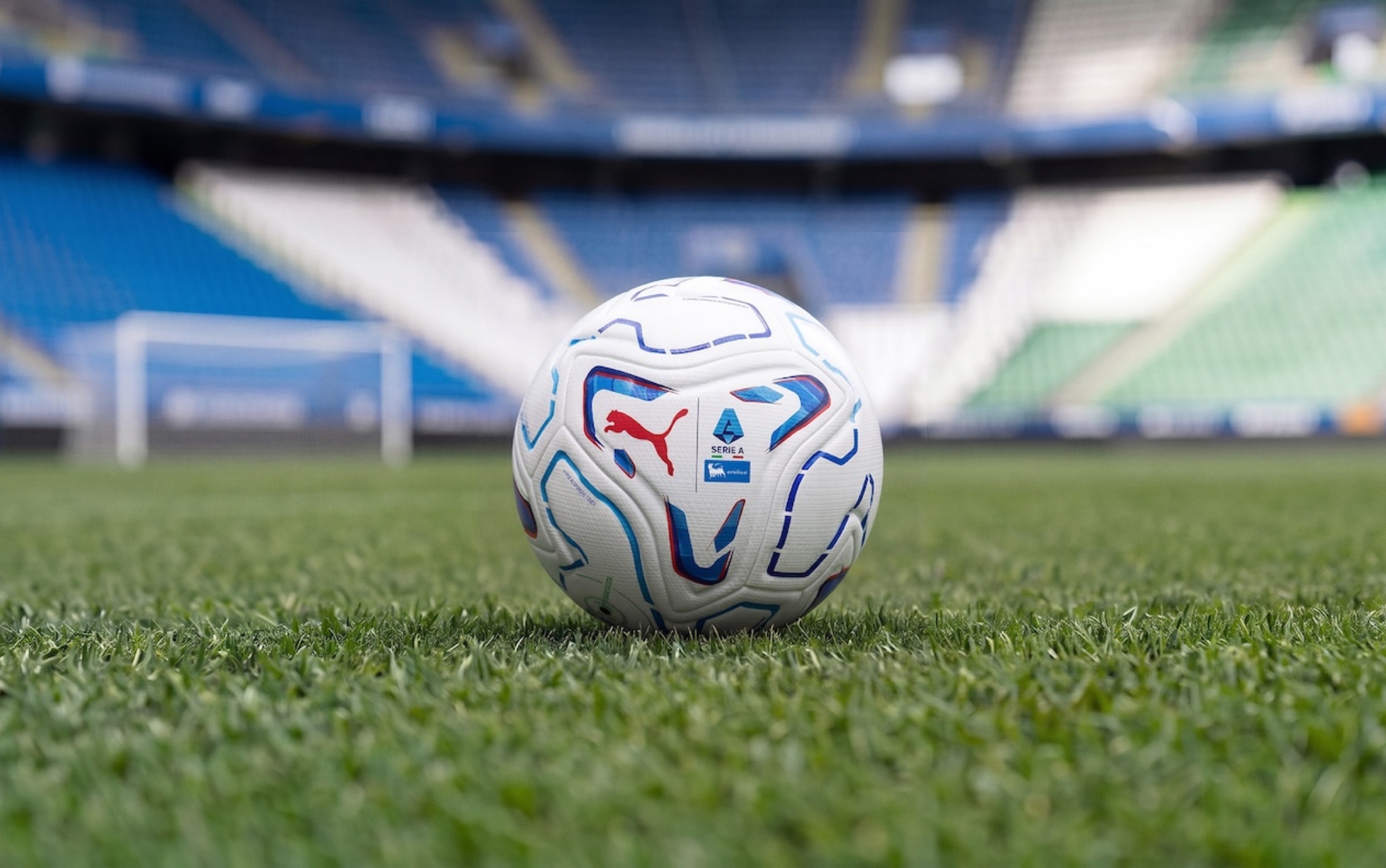 Serie A, presentato il nuovo pallone per la stagione 2026 2027 | Sky Sport