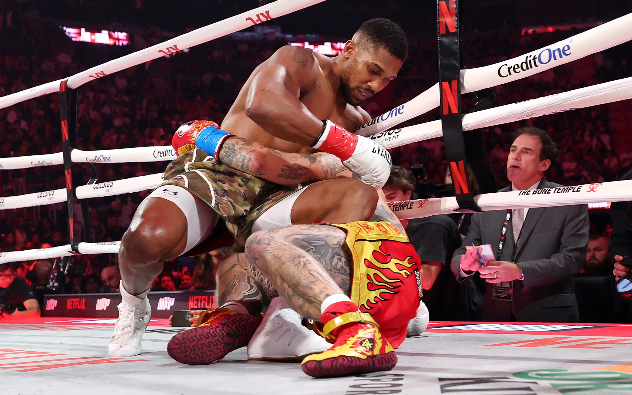 Joshua Jake Paul, il risultato: vittoria per Ko al 6° round. FOTO | Sky ...