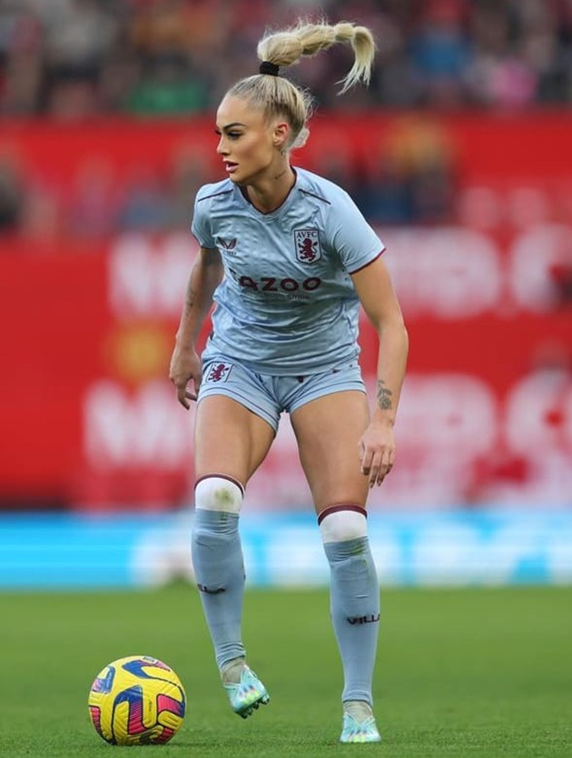 Alisha Lehmann, su Instagram la calciatrice ha superato Federer in ...