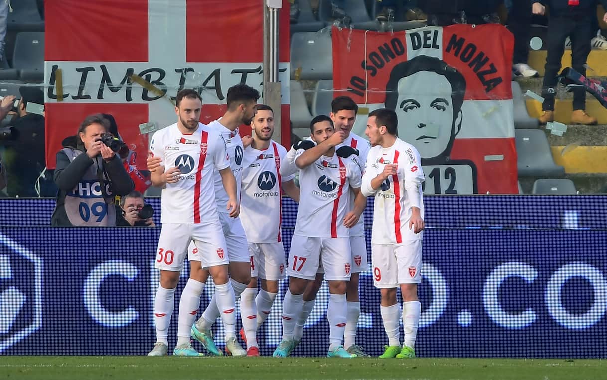 Cremonese-Monza 2-3, gol e highlights: Palladino evita la rimonta beffa ...