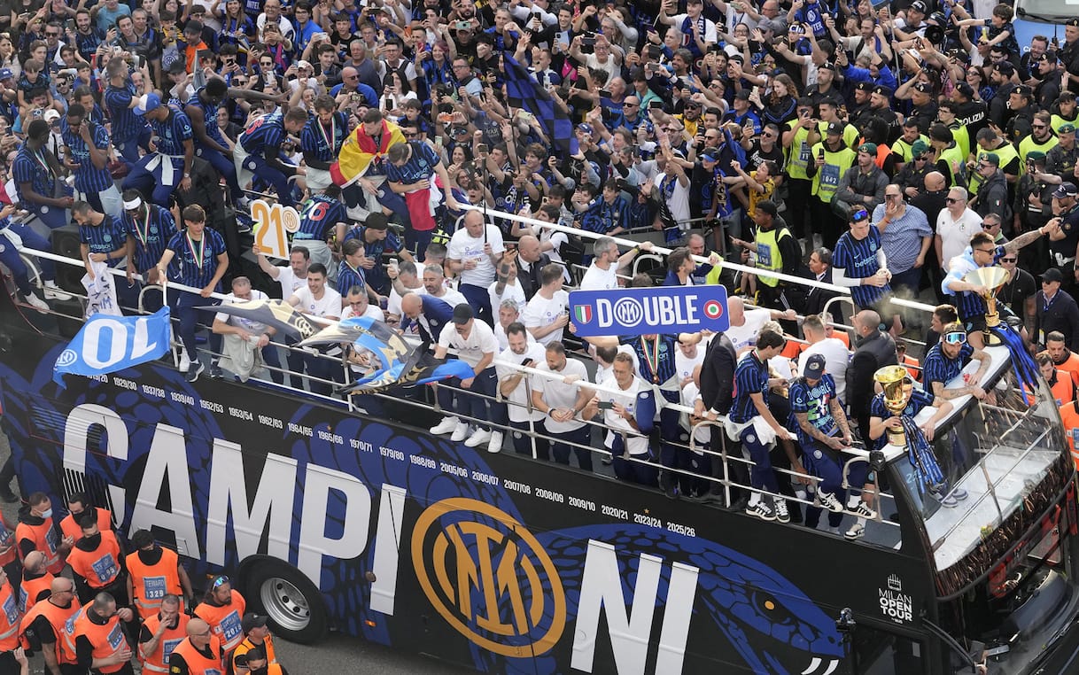 Thuram (Inter), striscione anti Milan: indaga la Figc | Sky Sport