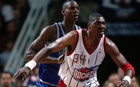 NBA, LeBron James supera Jordan: più vecchio con voti per l'MVP ...