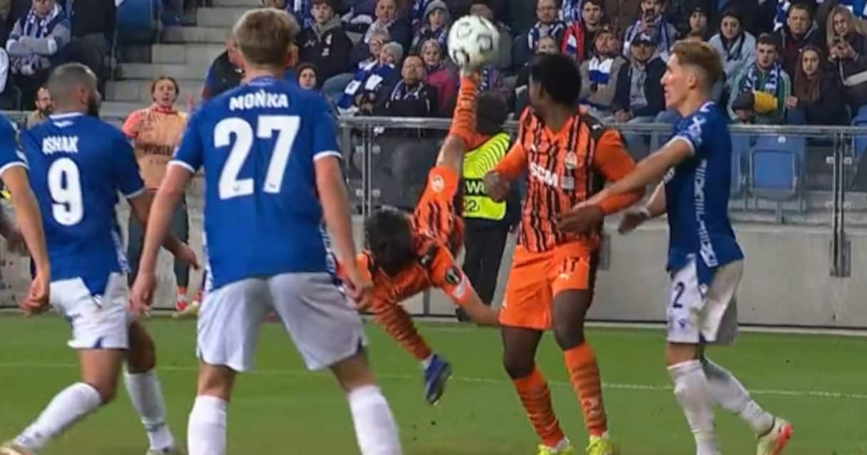 Isaque Silva in rovesciata: è il gol più bello del giovedì europeo ...